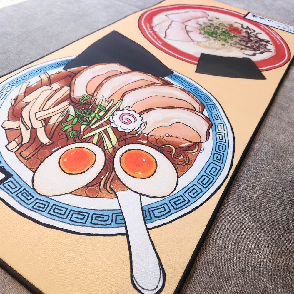 inomnom - Ramen Desk Mat